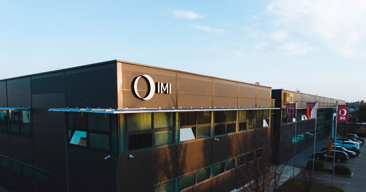 Leadership - About us - IMI plc